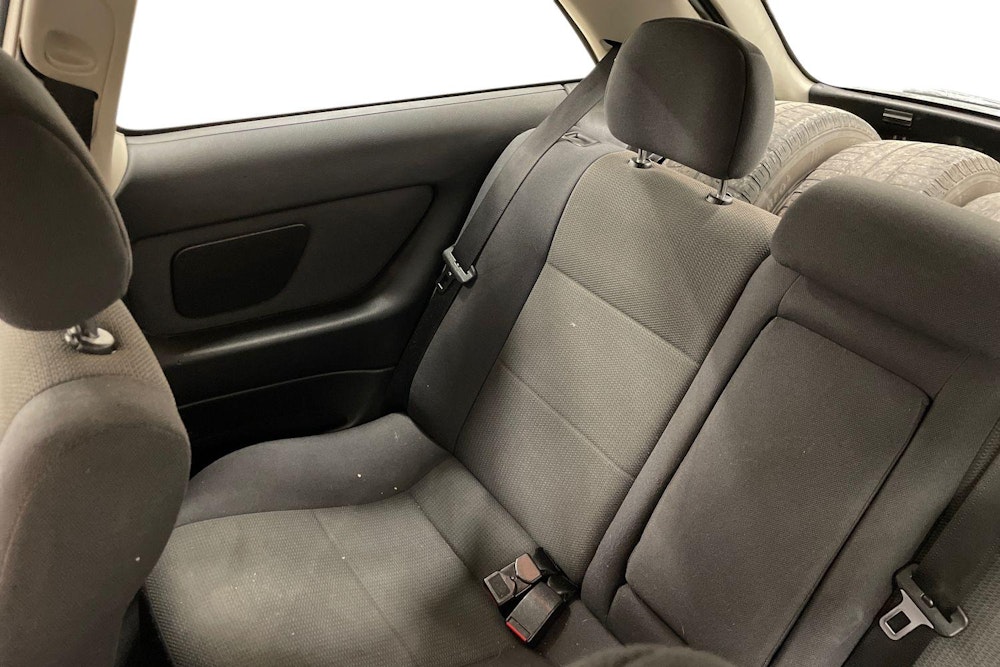 Vaihtoautot: Opel Astra, 2001, Bensiini, AZM-295 – K-Auto