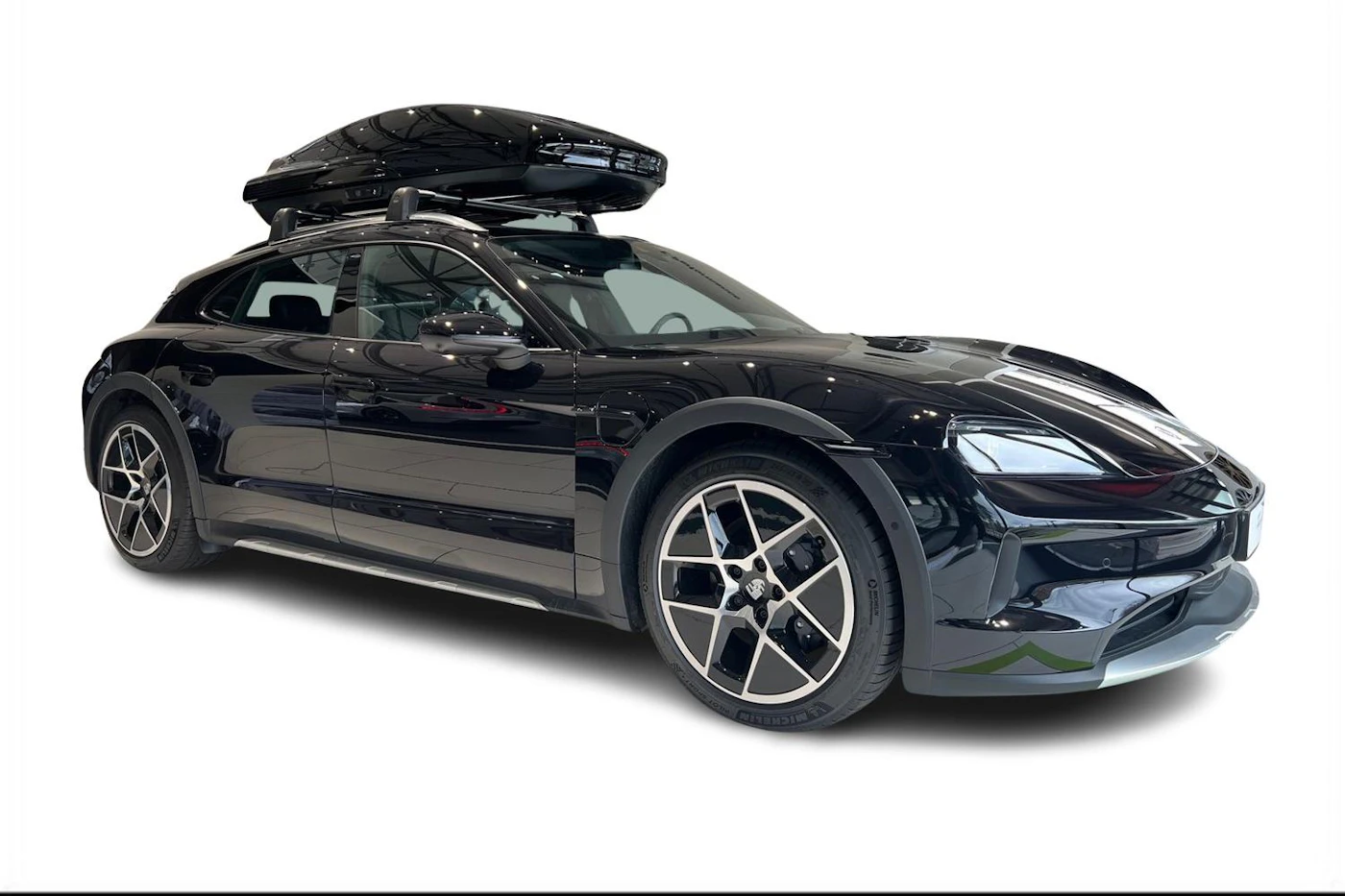 Uudet autot: Porsche Taycan, 2025, Sähkö, GPY-500 – K-Auto