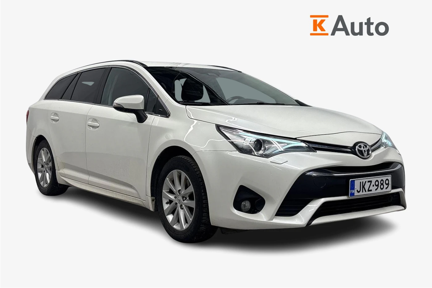 Toyota Avensis vaihtoautot – Farmari- ja sedan-korilla | K-Auto