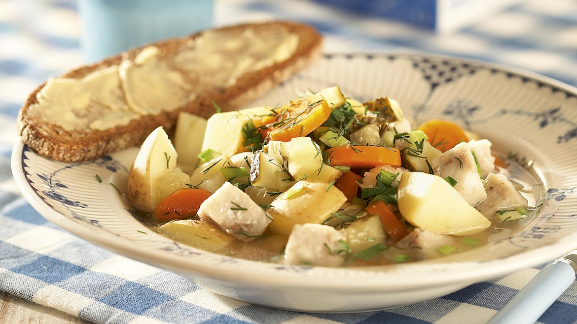 Keskikesän kalakeitto | Pääruoat | Reseptit – K-Ruoka