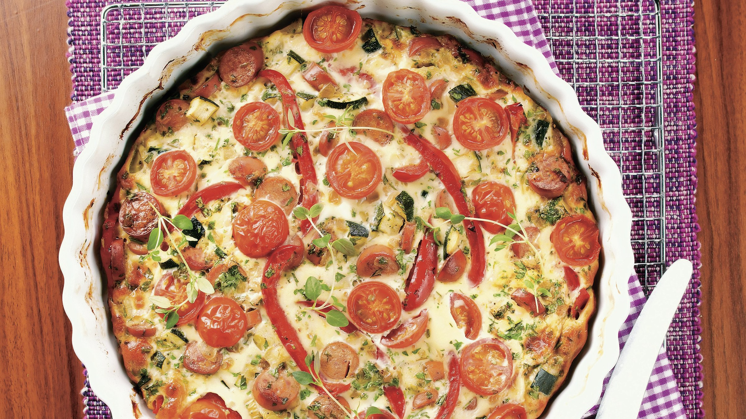 Kasvis-makkaramunakas uunissa | Pääruoat | Reseptit – K-Ruoka