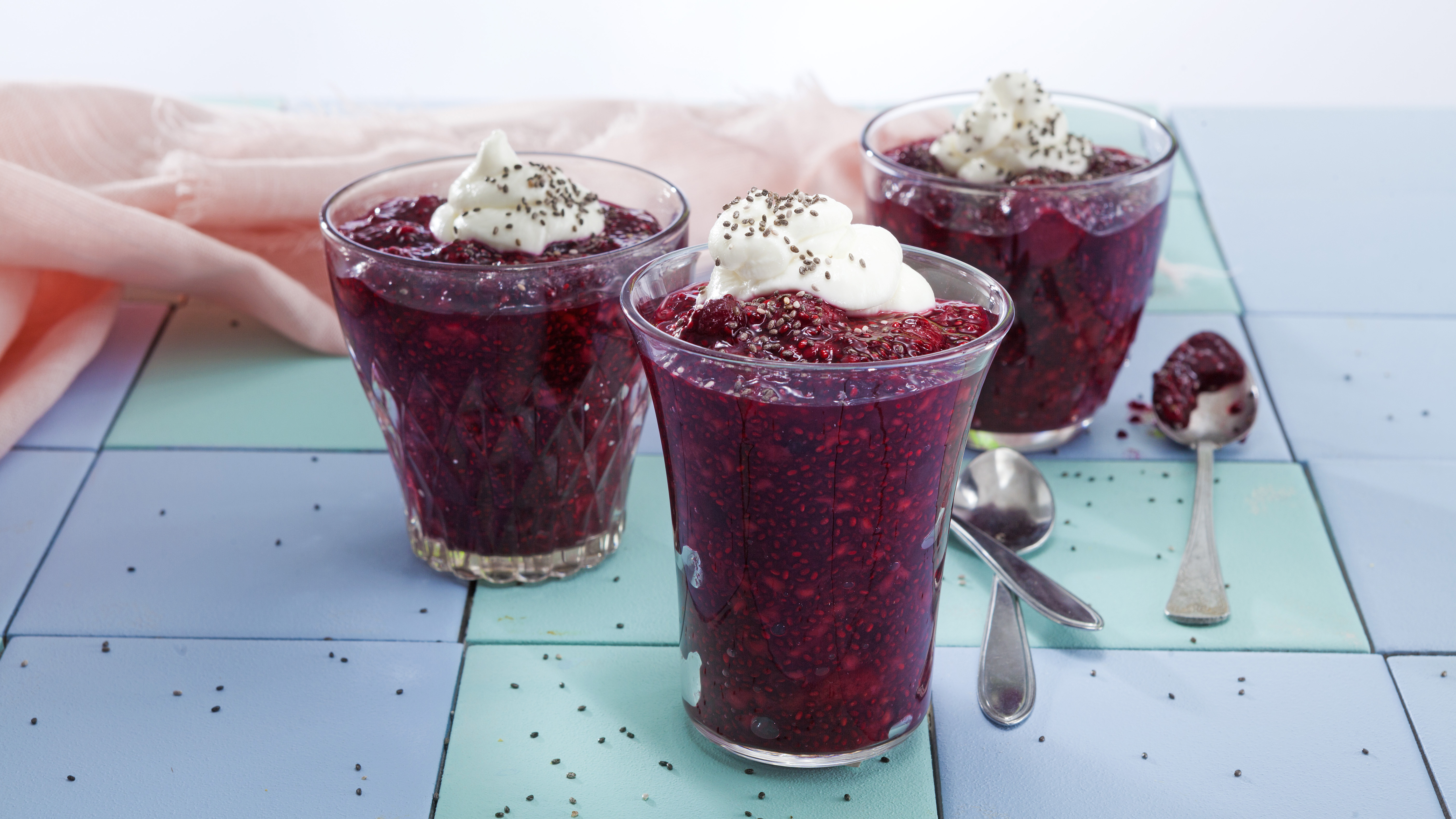 Chia-marjakiisseli | Reseptit | K-Ruoka