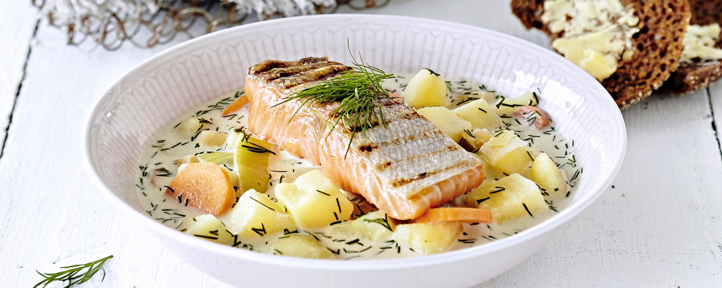 Kalakeitto grillatusta lohesta | Sesonki | Reseptit | K-Ruoka