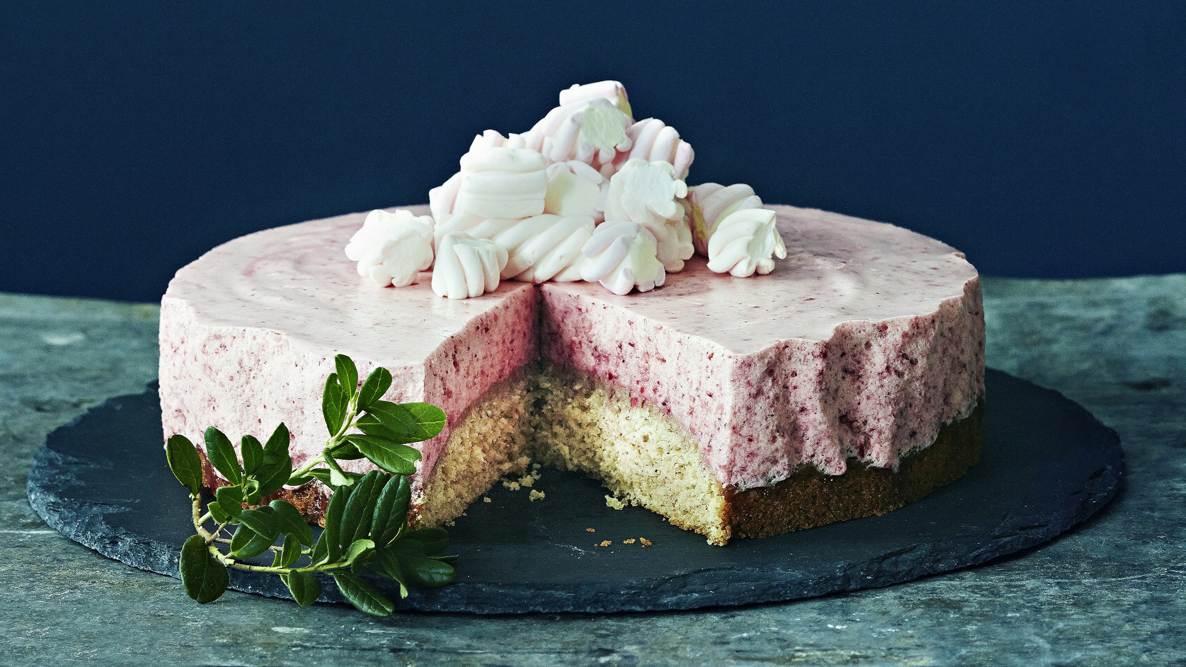 Vaahtokarkkikakku | Sesonki | Reseptit | K-Ruoka