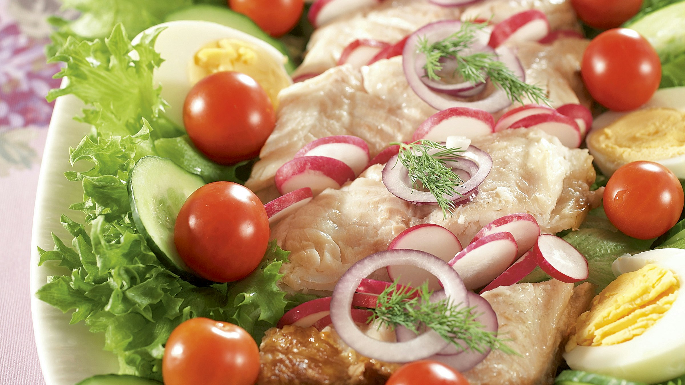 Savusiikasalaatti | Sesonki | Reseptit | K-Ruoka