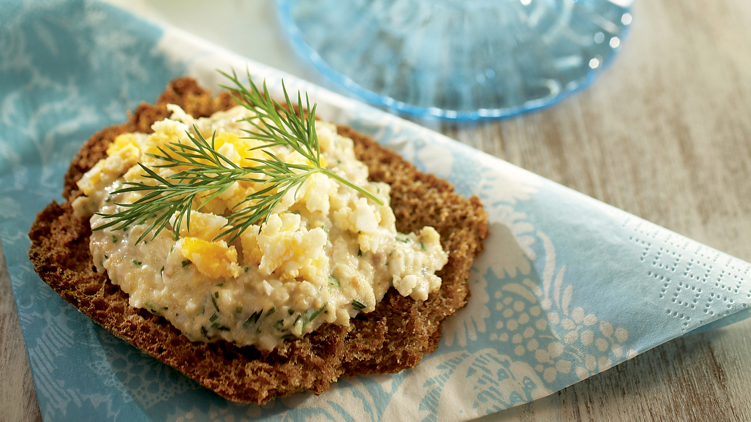 Anopin sillikaviaari ja uudet perunat | Alkuruoat | Reseptit – K-Ruoka