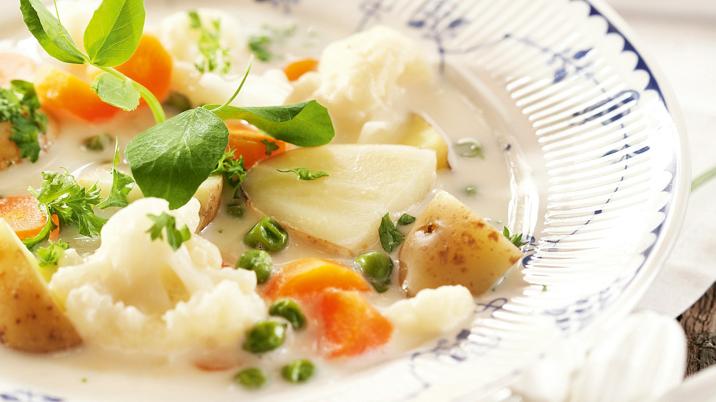 Äidin juusto-kesäkeitto | Sesonki | Reseptit | K-Ruoka