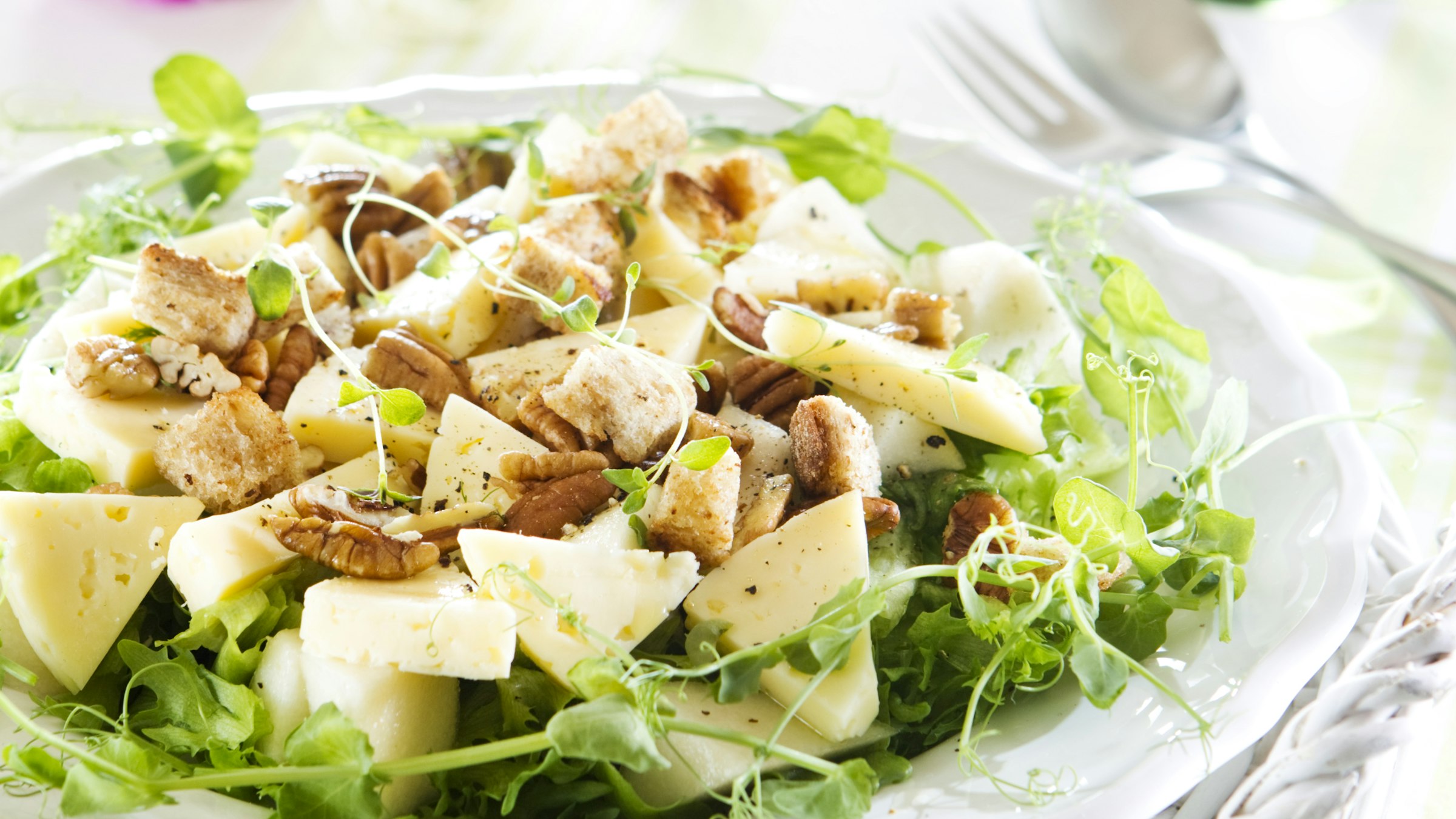 Juusto-päärynäsalaatti | Sesonki | Reseptit | K-Ruoka